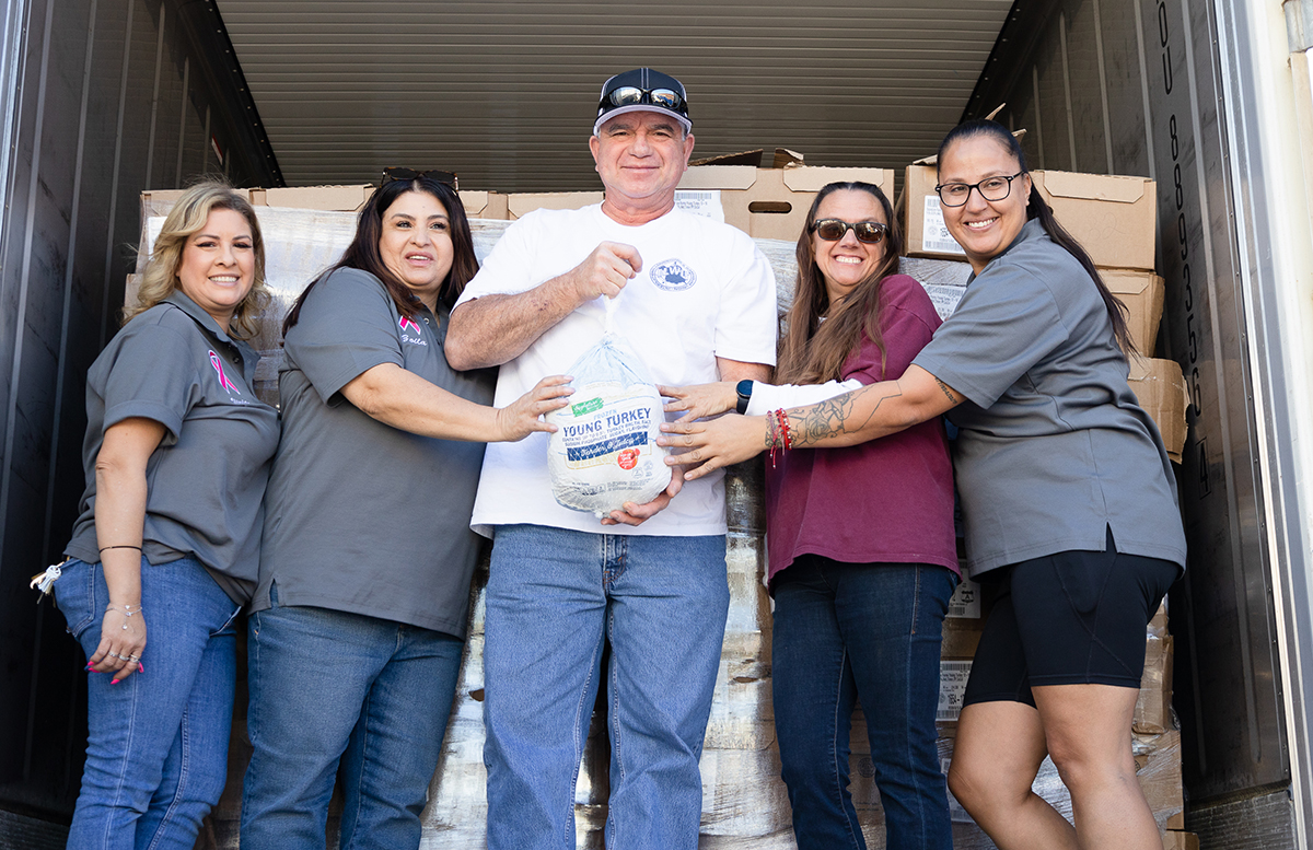 Feed the Community Day marks 25 years of generous Thanksgiving dinners ...