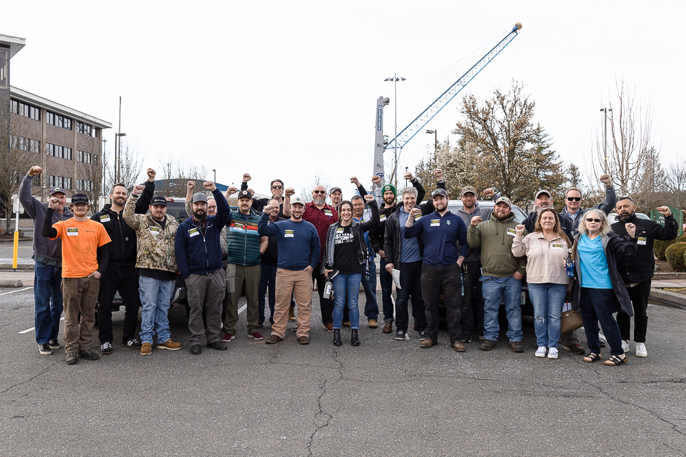 ILWU members, community, demand Port of Olympia bargain fairly with ... ILWU members, community, demand Port of Olympia bargain fairly with ...